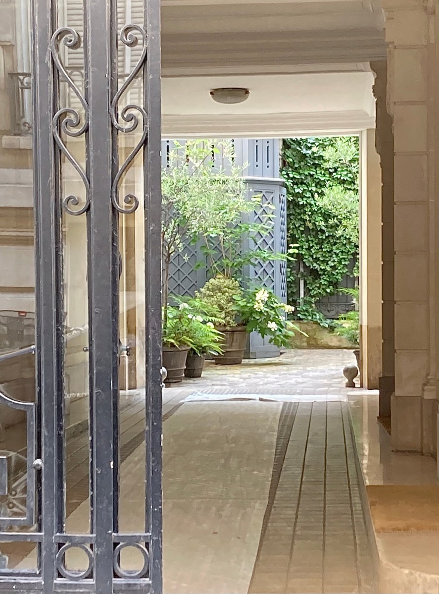 Paris by the Numbers – 7th and 8th – Travels Through My Lens